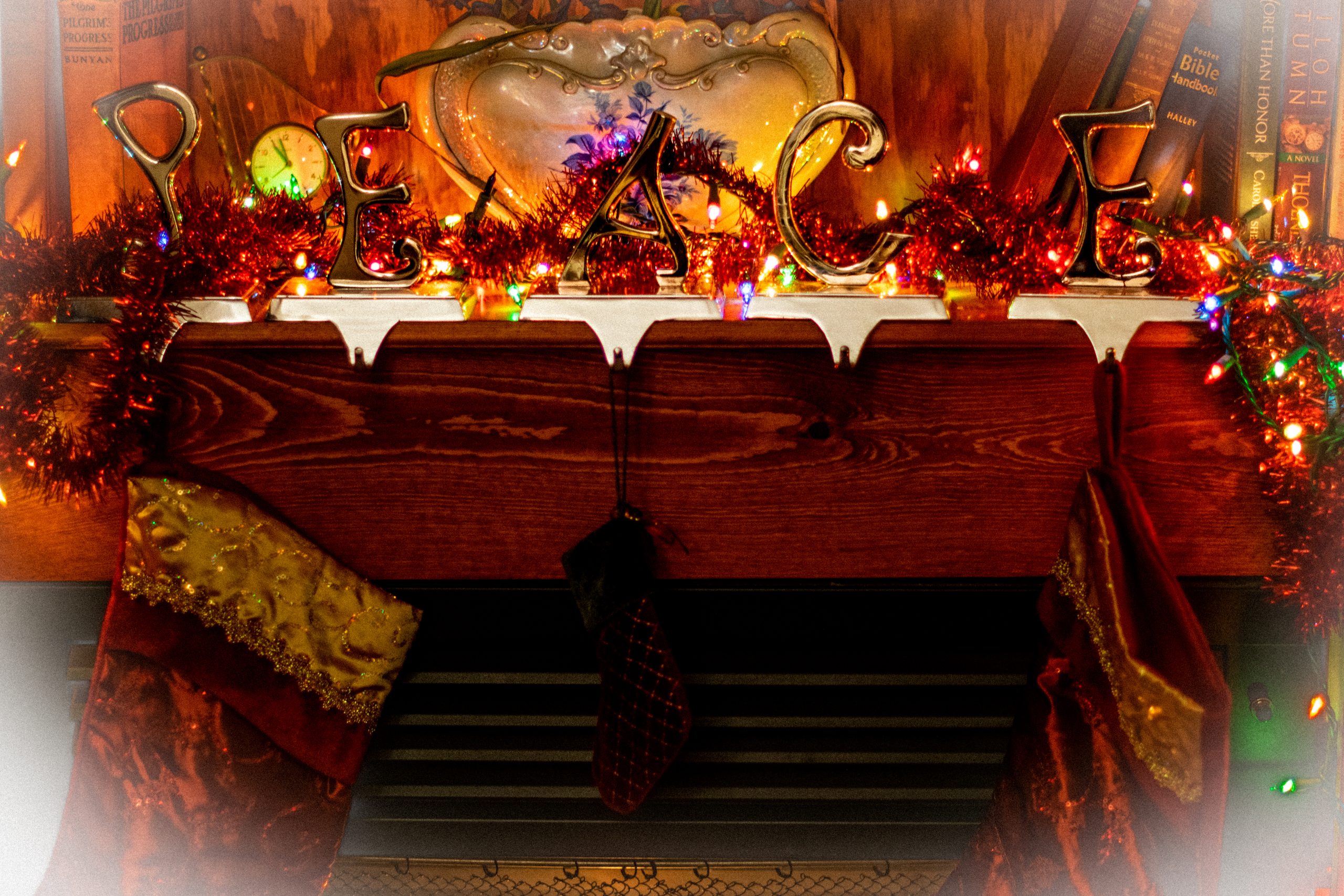 Peace on Earth - Treasures in the Word