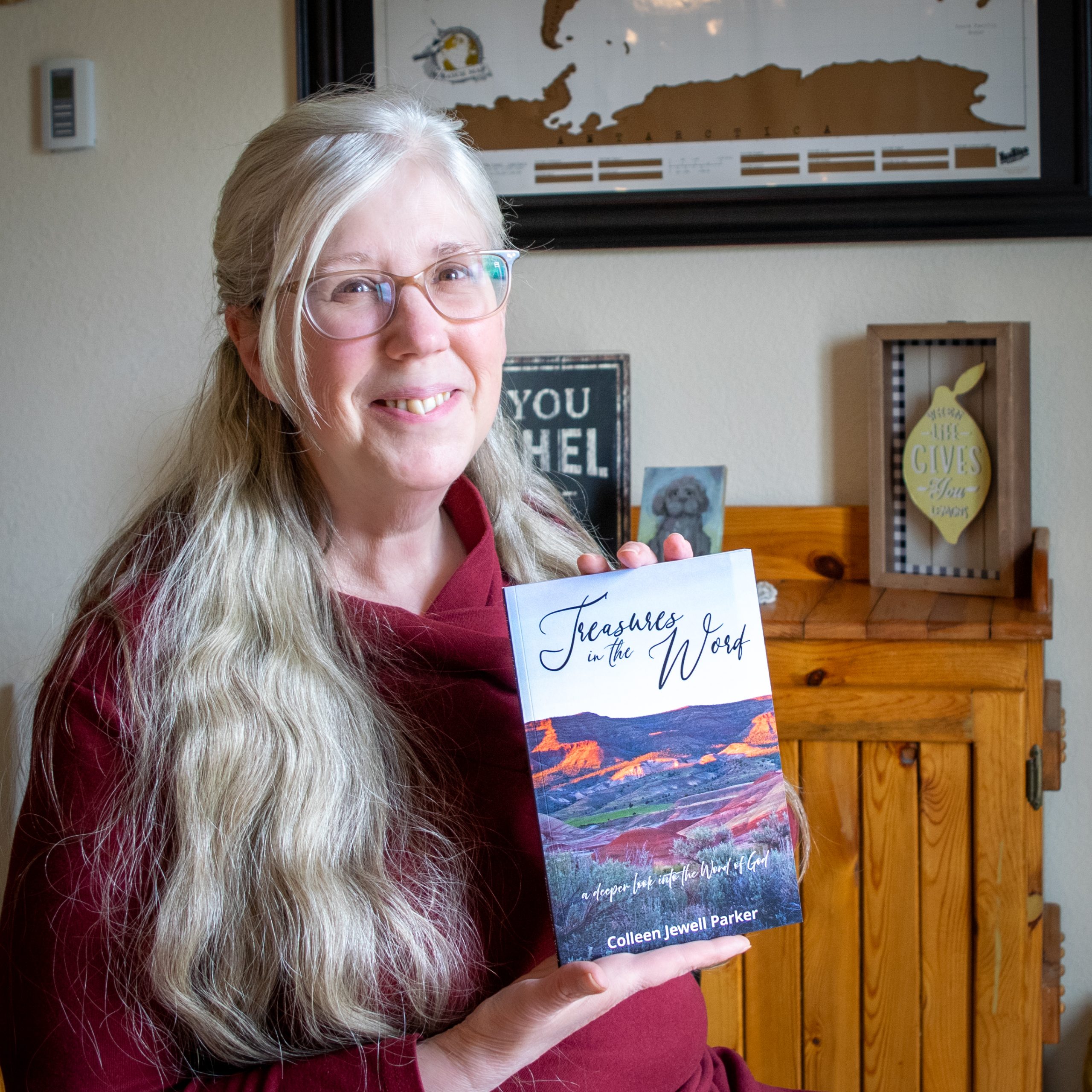 About the Author - Treasures in the Word